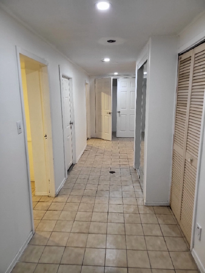 Two Bedroom Basement unit in City of Toronto,ON - Apartments & Condos ...